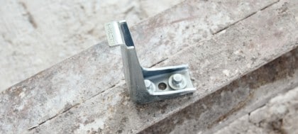 Non-welded Shear Connectors in composite floor-slab systems
